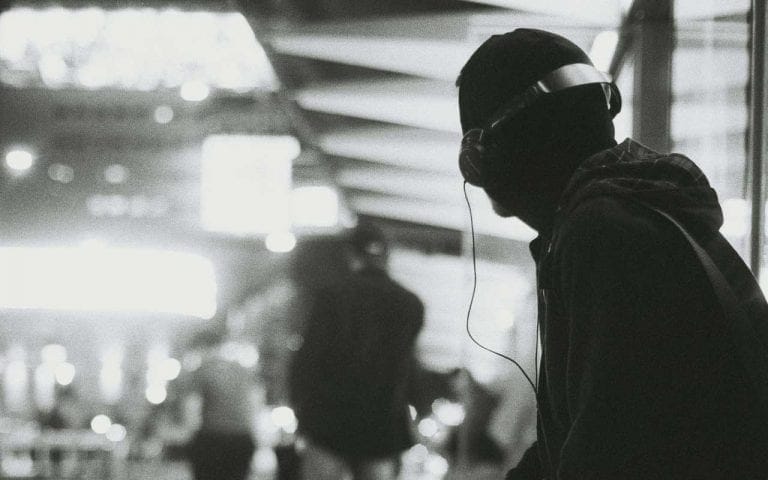 Focus On Work: 24 Techniques for Peak Concentration