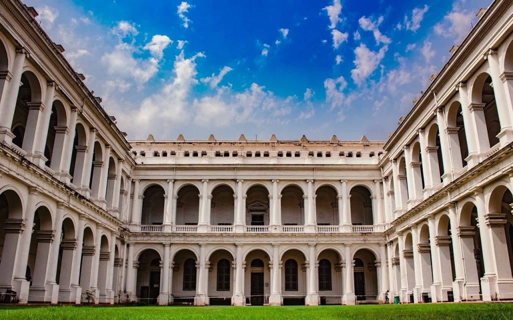 How To Read Faster And Retain More: 16 Science-Backed Tips