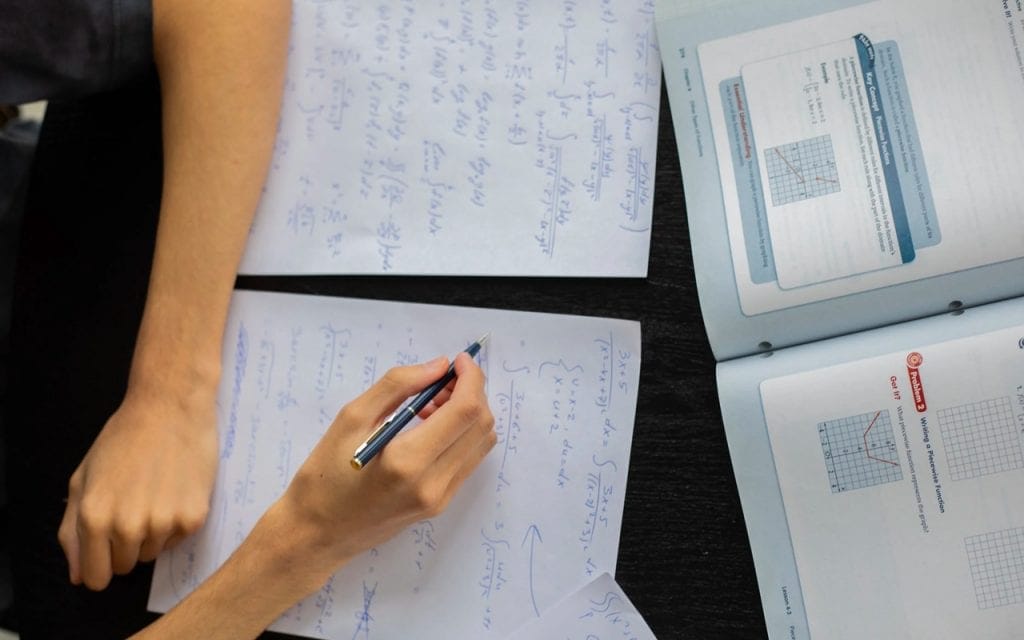 Logical vs Rational Thinking: What’s the Difference?